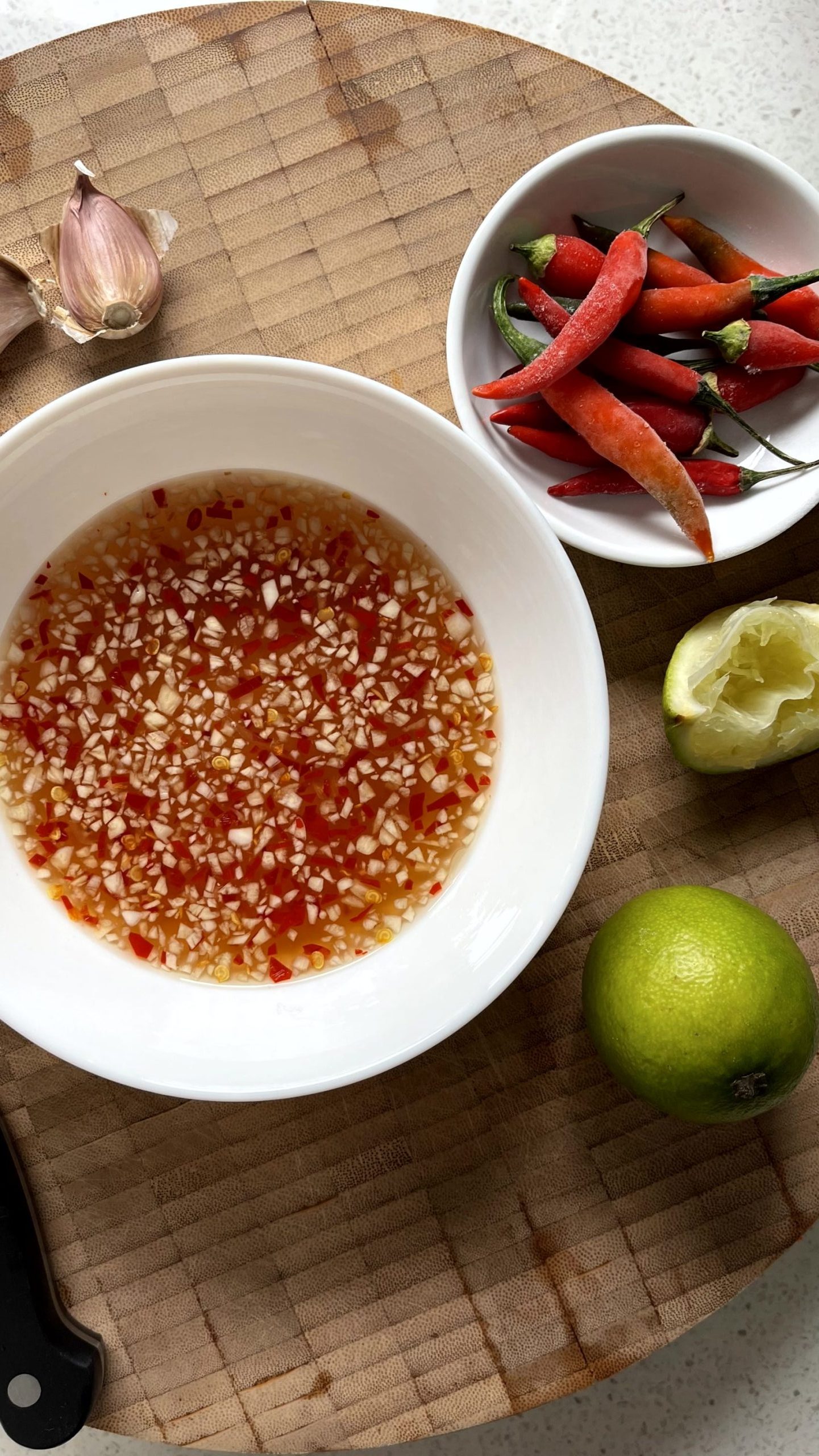 Vietnamese Fish Sauce Dressing (Nước chấm) | deelycious.